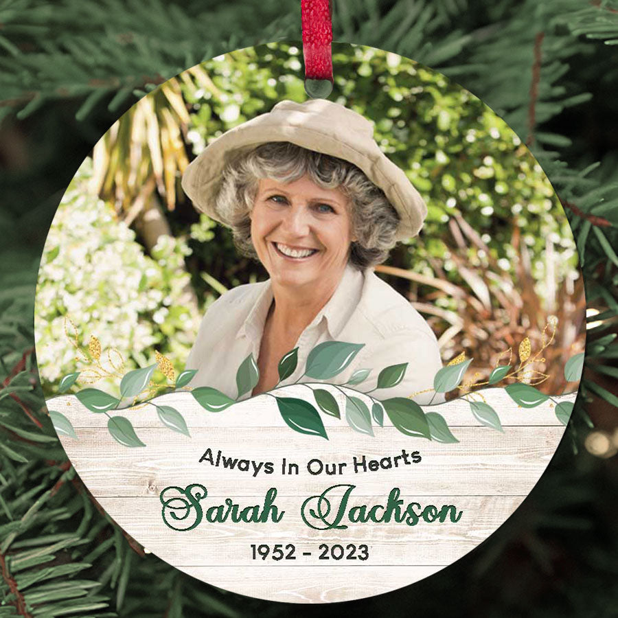 Memorial Christmas Ornament For Mom | In Loving Memory Ornament With ...